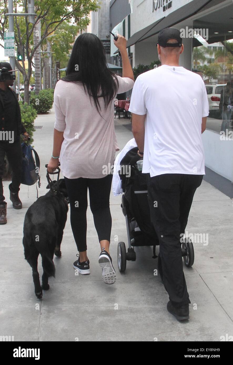Kimora Lee Simmons and her husband Tim Leissner spotted out with their ...
