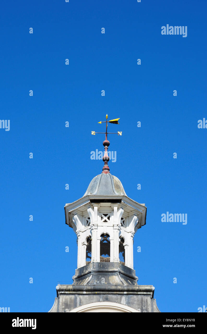 Weather vane and tower on the old corn exchange building, Hitchin ...
