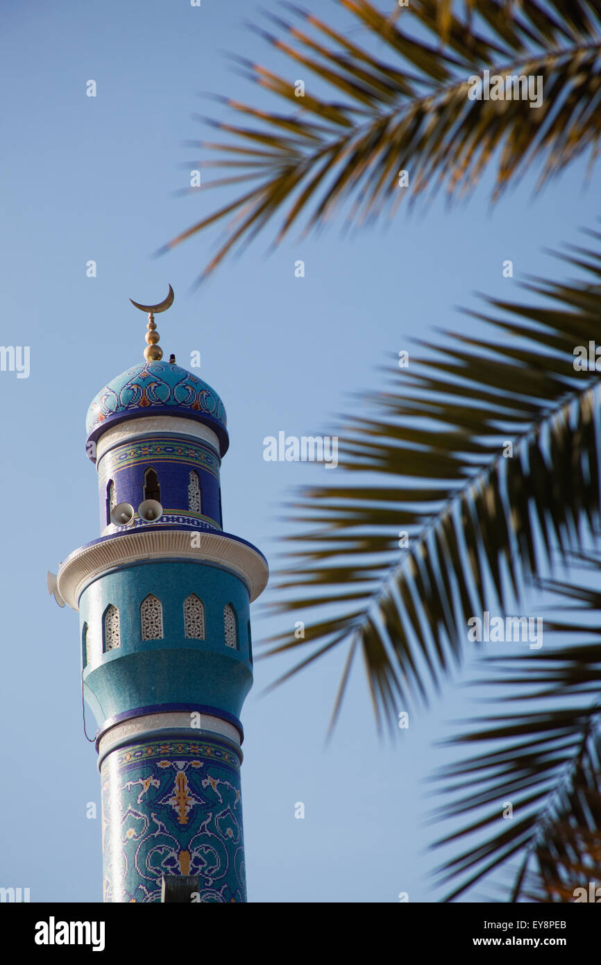 Minaret, Lawati mosque; Mutrah, Muscat, Oman Stock Photo - Alamy