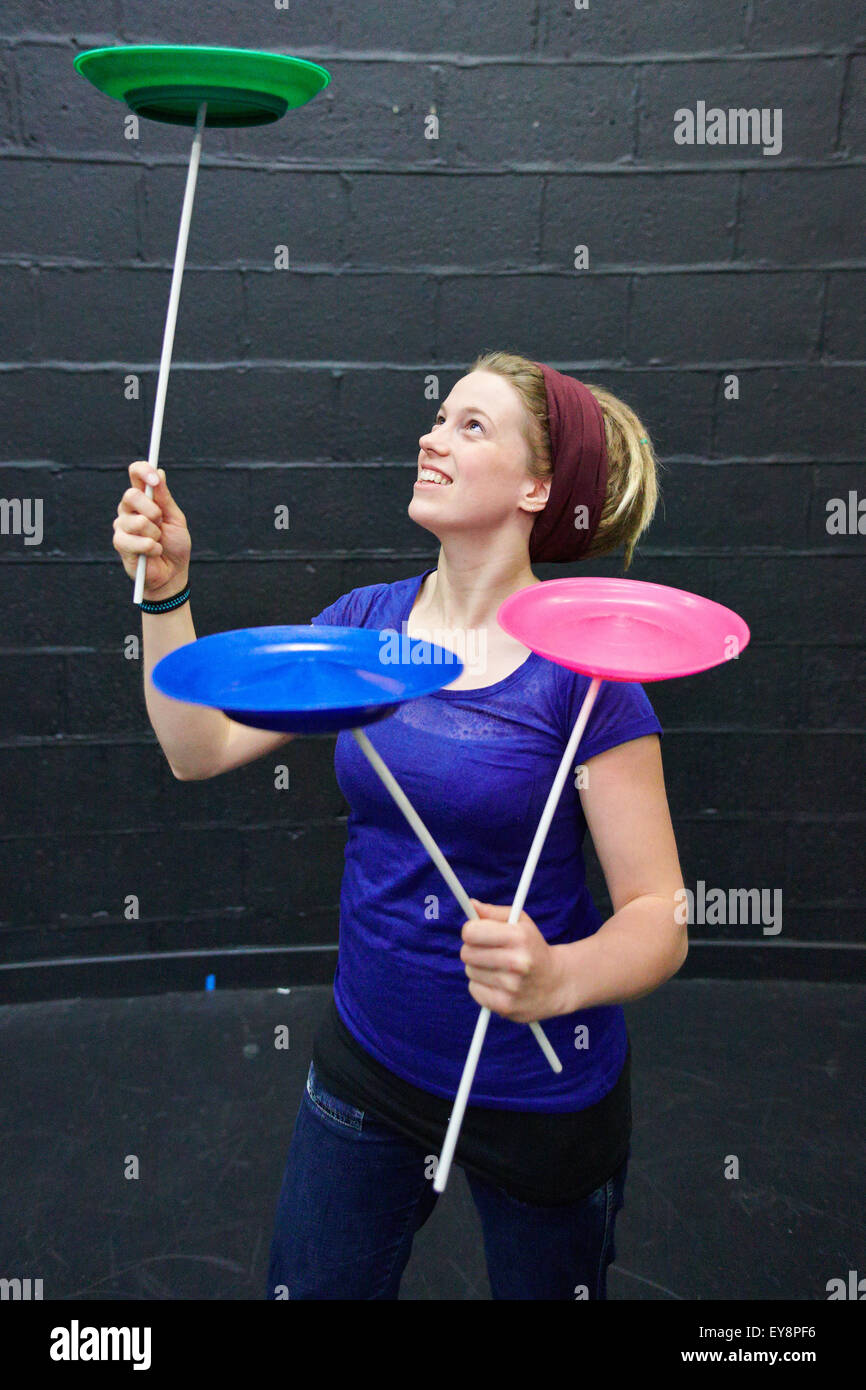 The spinning plates hi-res stock photography and images - Alamy