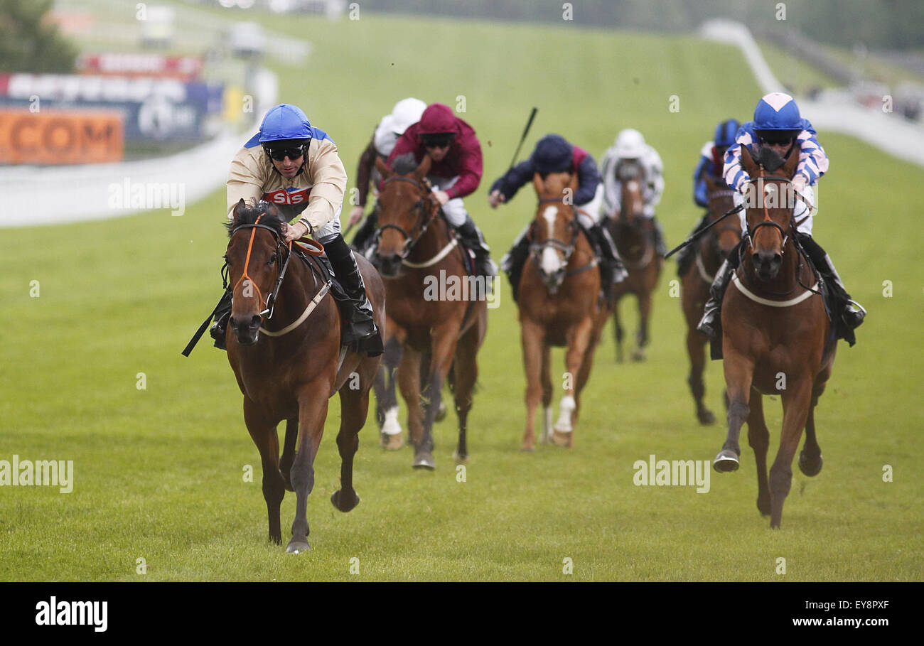 Pat Dobbs riding Bournemouth Belle, winning the ebfstallions.com Maiden ...