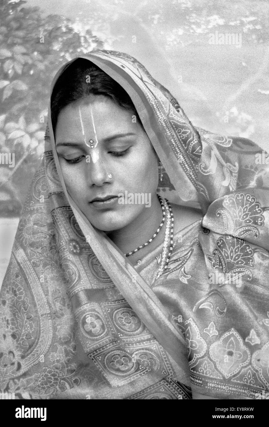 Portrait indian lady in Black and White Stock Photos & Images - Alamy