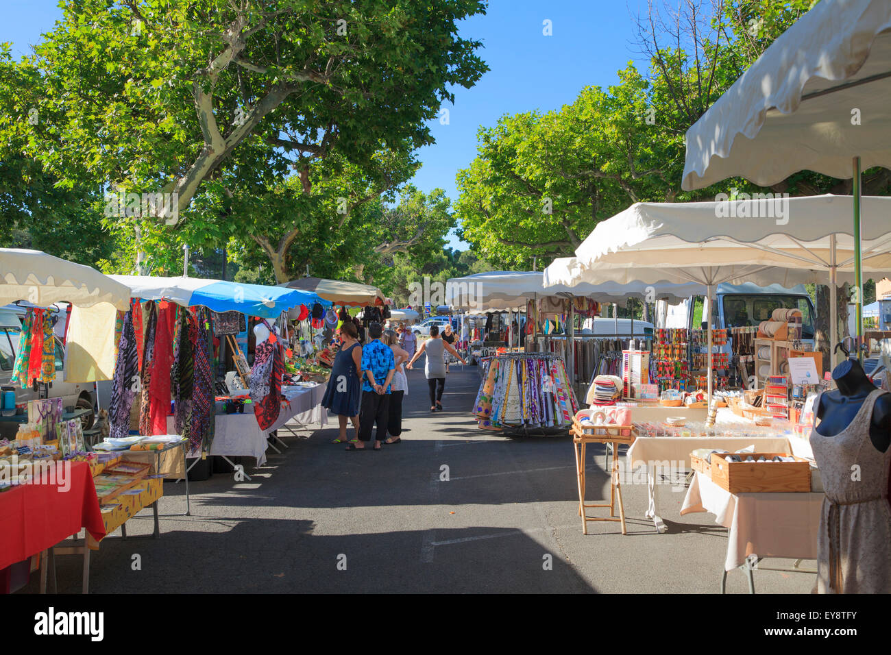 French market stalls on hi-res stock photography and images - Alamy