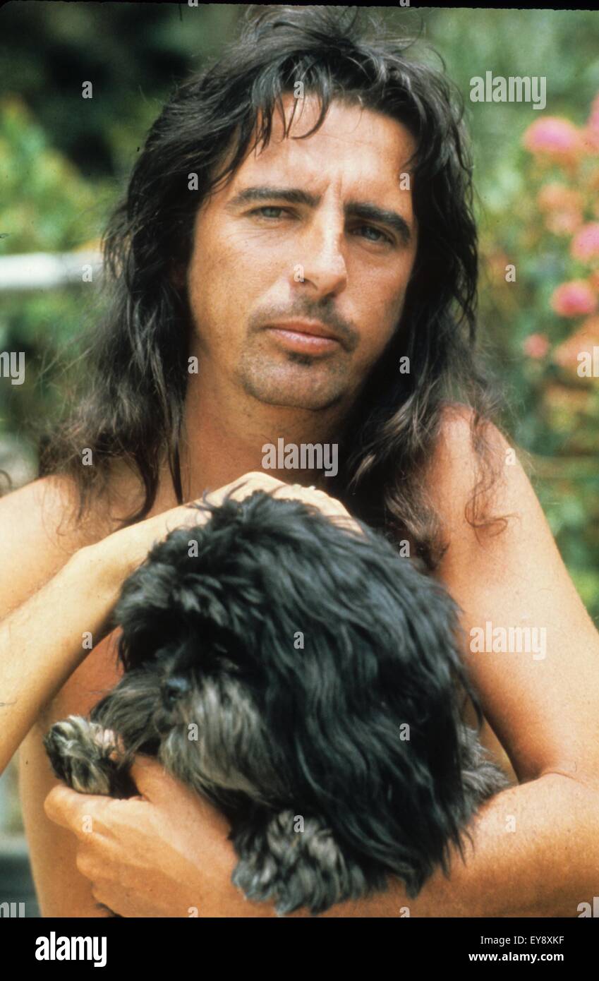 ALICE COOPER.Supplied by Photos, inc. 1975.m6724a (Credit Image ...