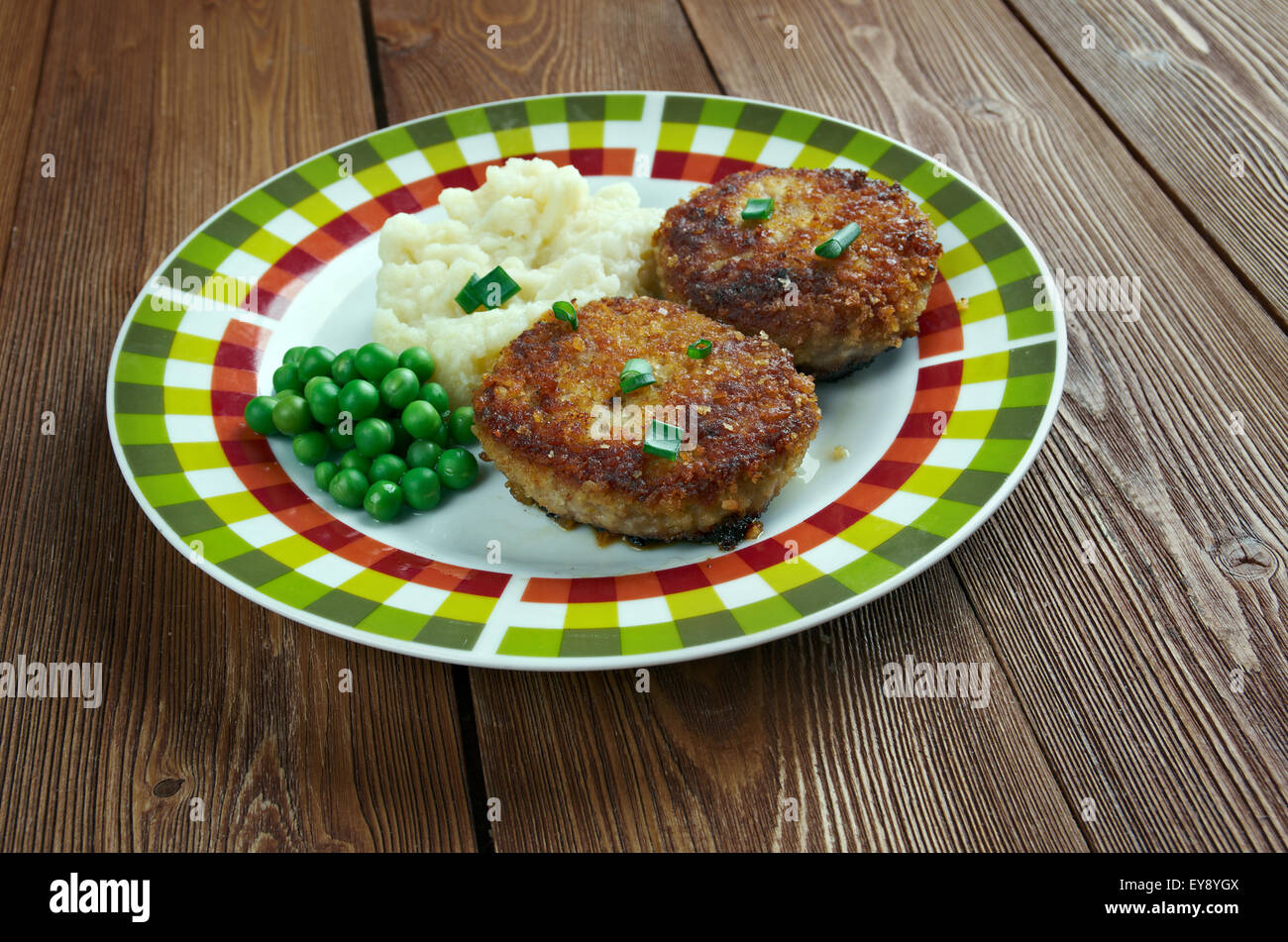 Cotelettes de poulet Pojarski - Chopped chicken cutlets.traditional ...
