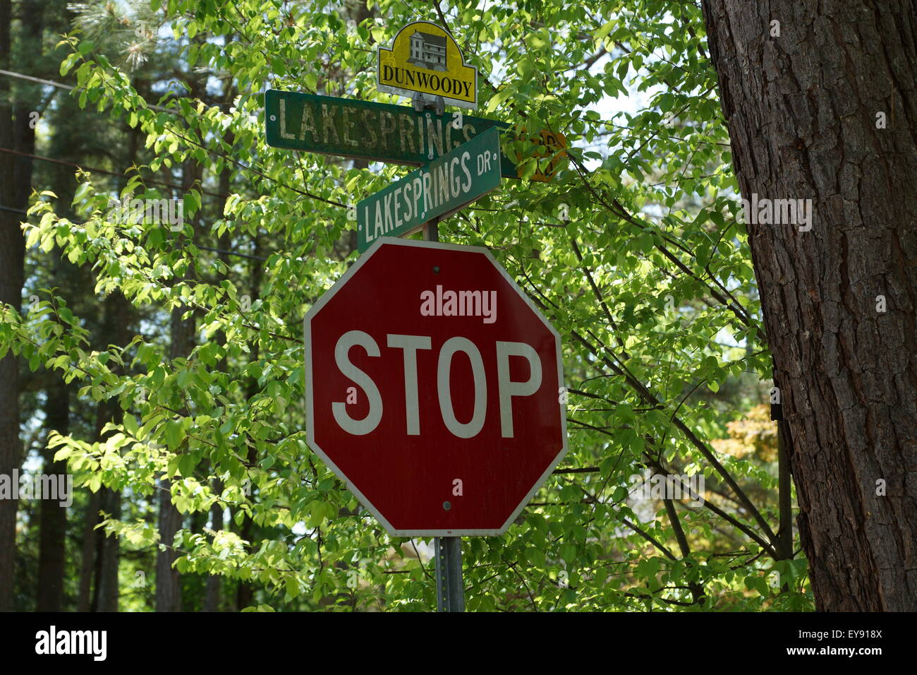 Stop sign dunwoody georgia Stock Photo - Alamy