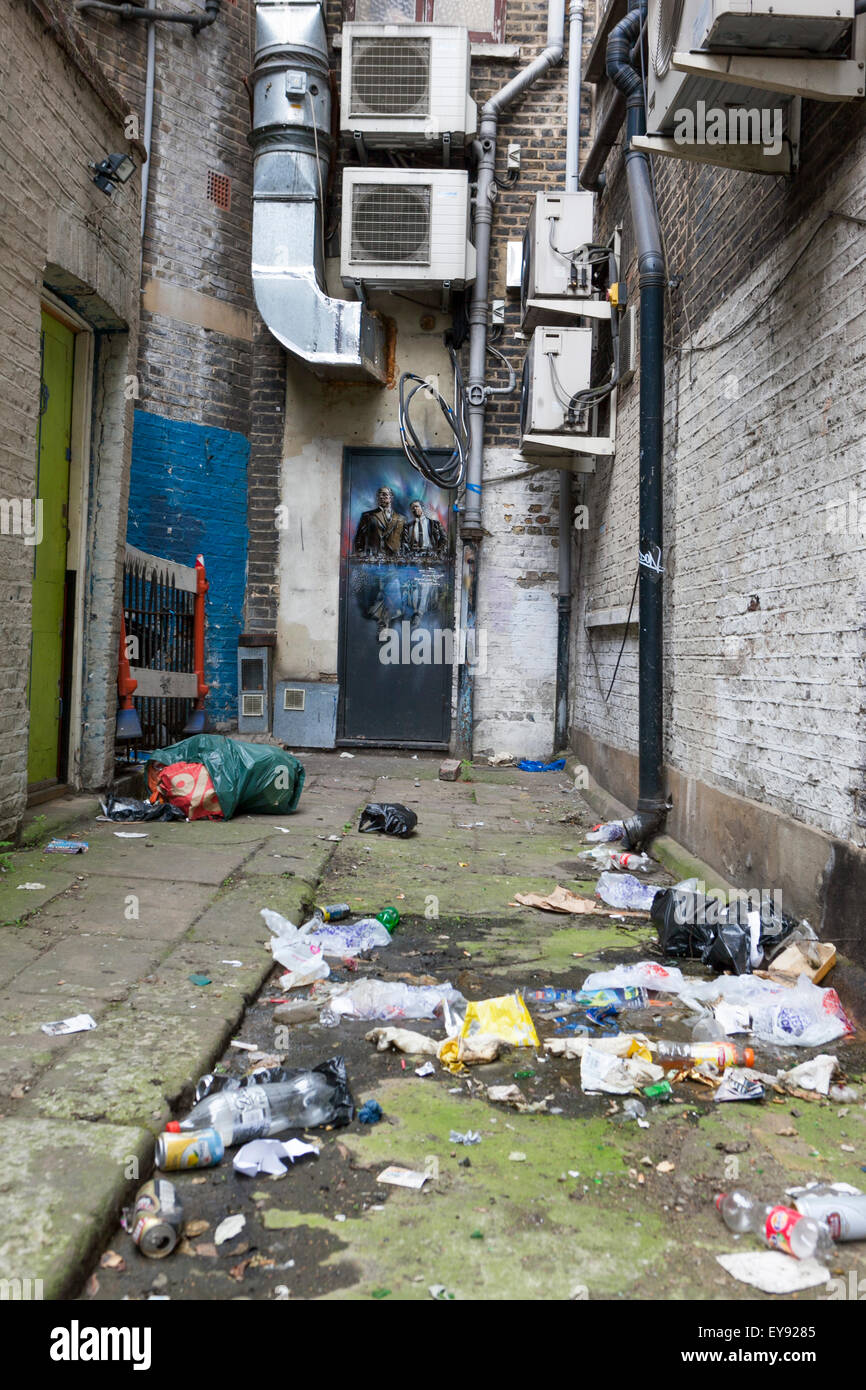 Hoxton, London: Back alley with litter, air conditioning units and ...