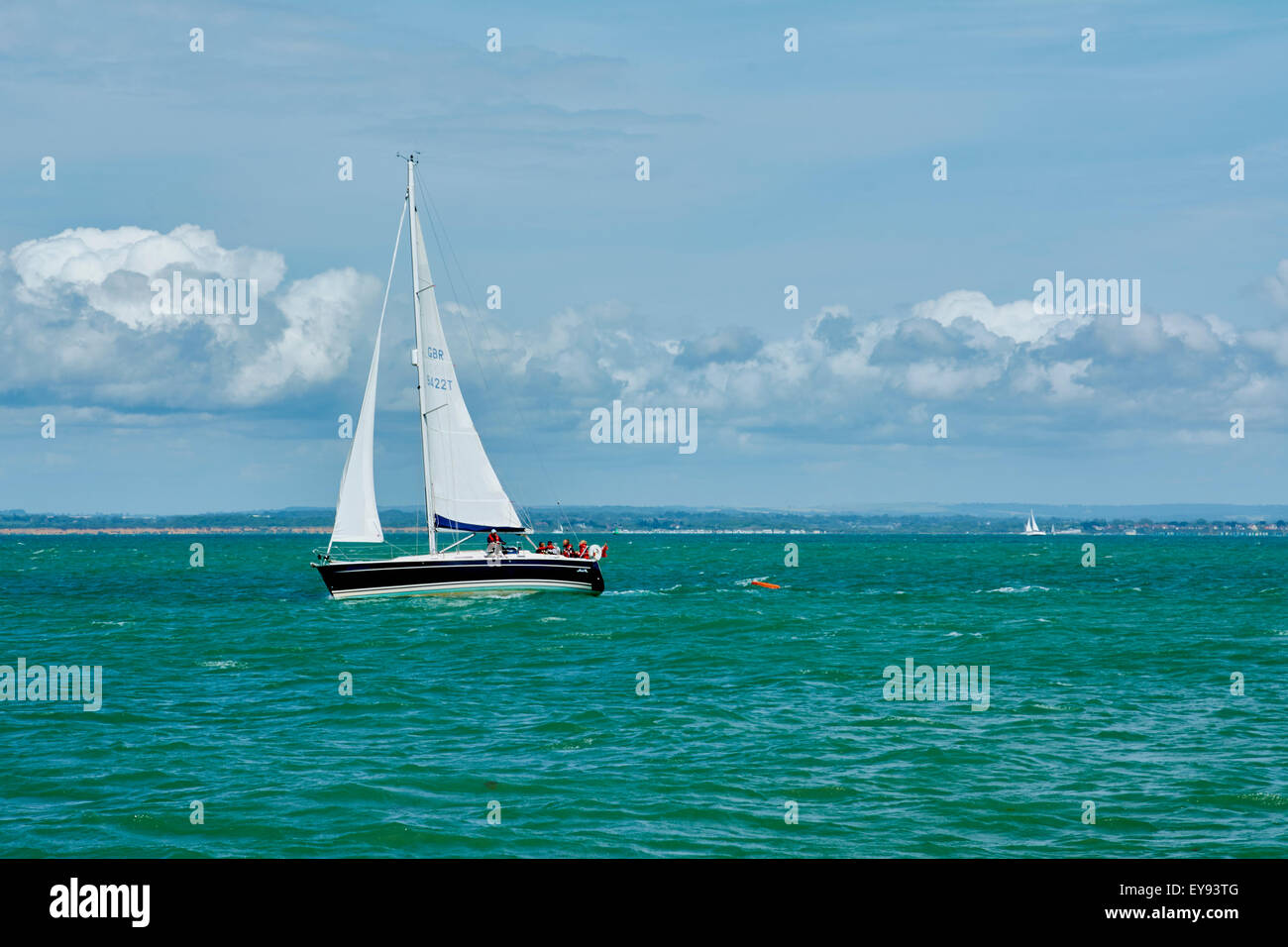 Solent sail hi-res stock photography and images - Alamy