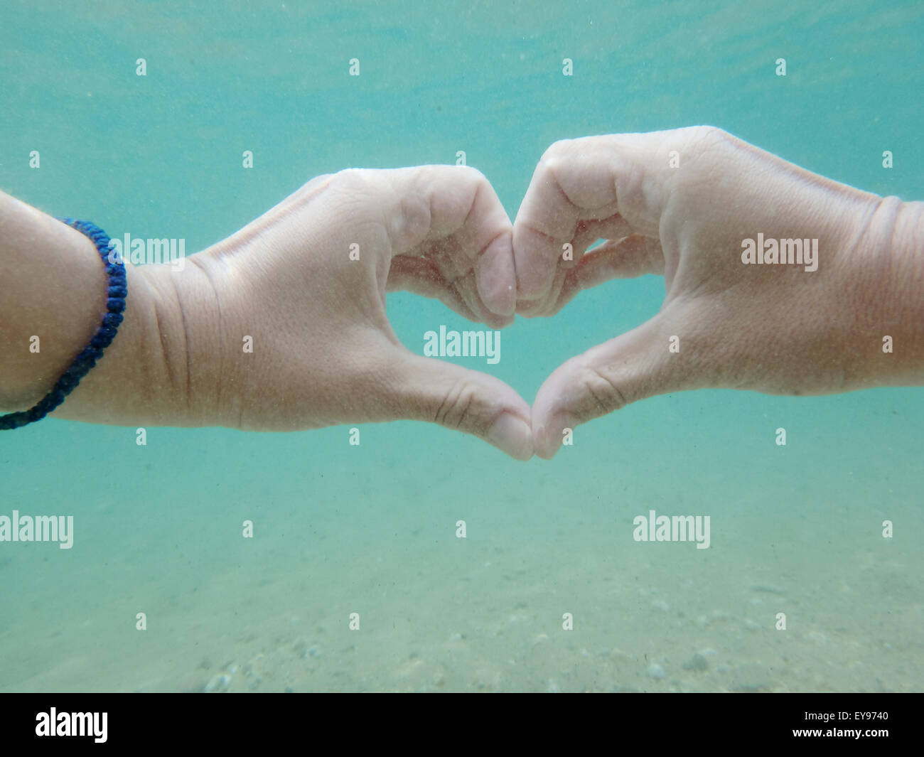 Hands making shape heart hi-res stock photography and images - Alamy