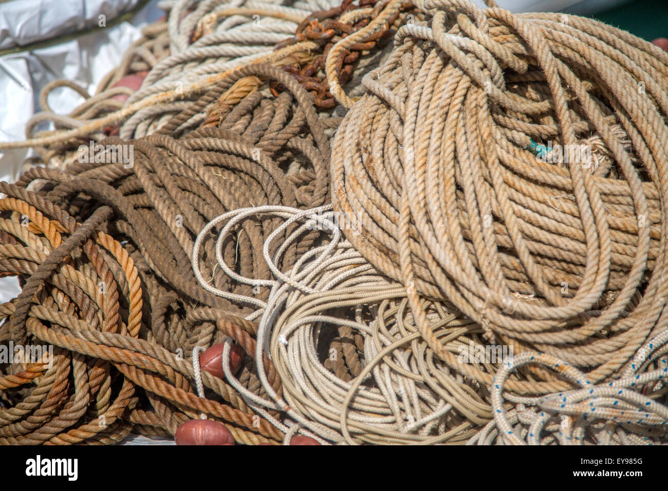 Detail of the boat rope Stock Photo - Alamy