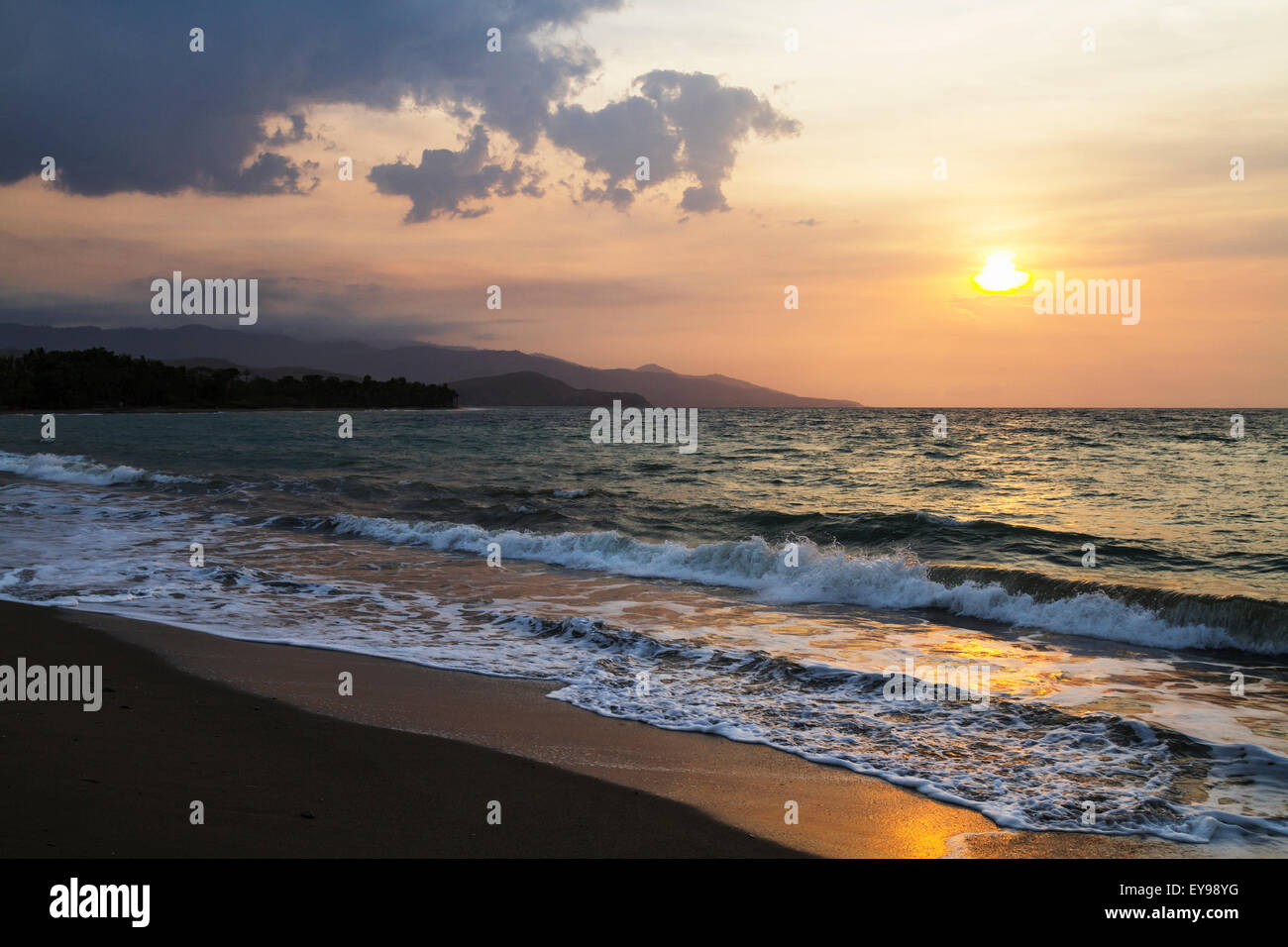 Wetar strait hi-res stock photography and images - Alamy