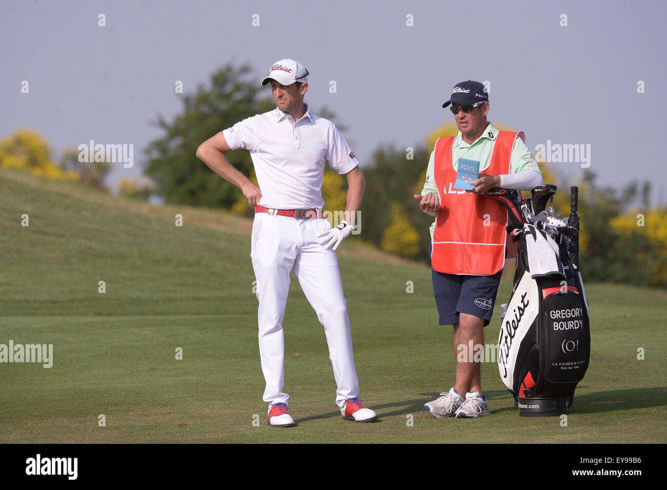 Gregory BOURDY - illustration caddie - 02.07.2015 - Jour 1 - Alstom Open de France.Photo ...