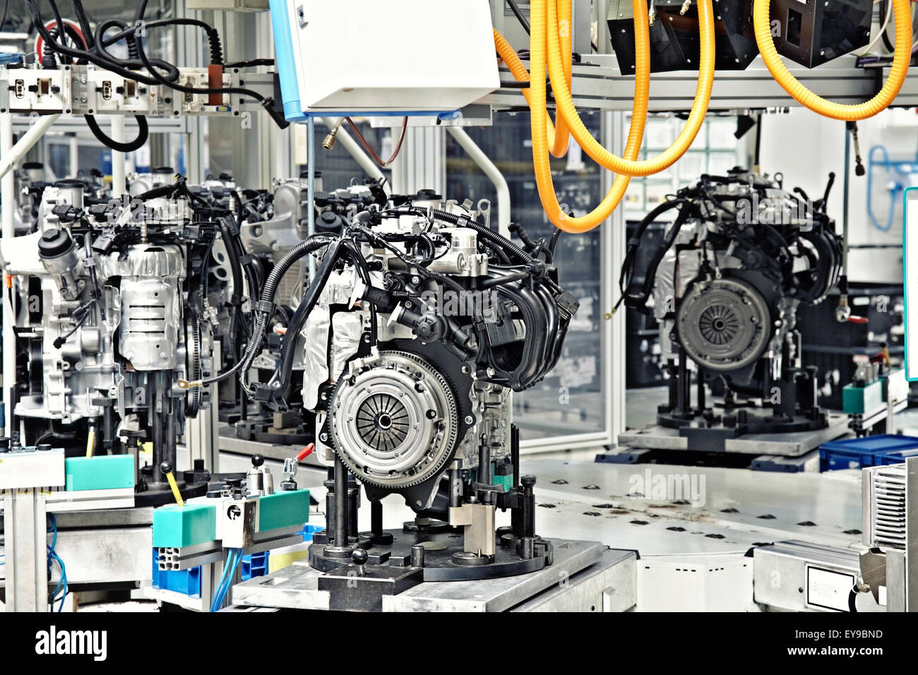 manufacturing of car engine Stock Photo - Alamy