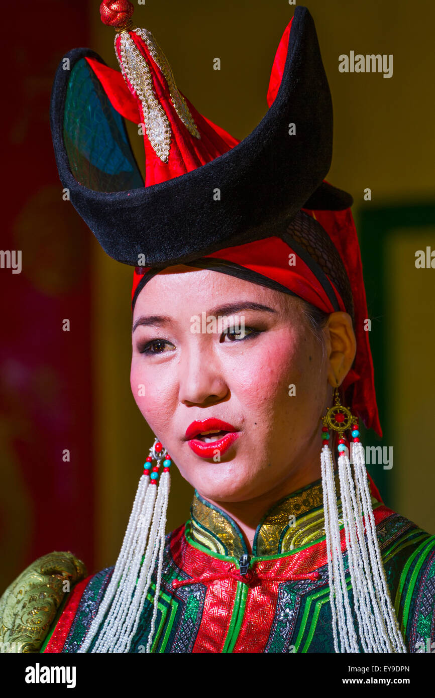 Tumen ekh mongolian song dance hi-res stock photography and images - Alamy