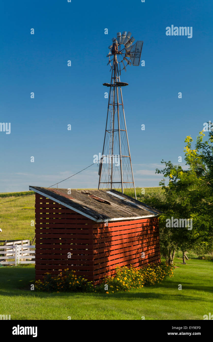 Windmill and red corn crib, near Edgewood; Iowa, United States of ...