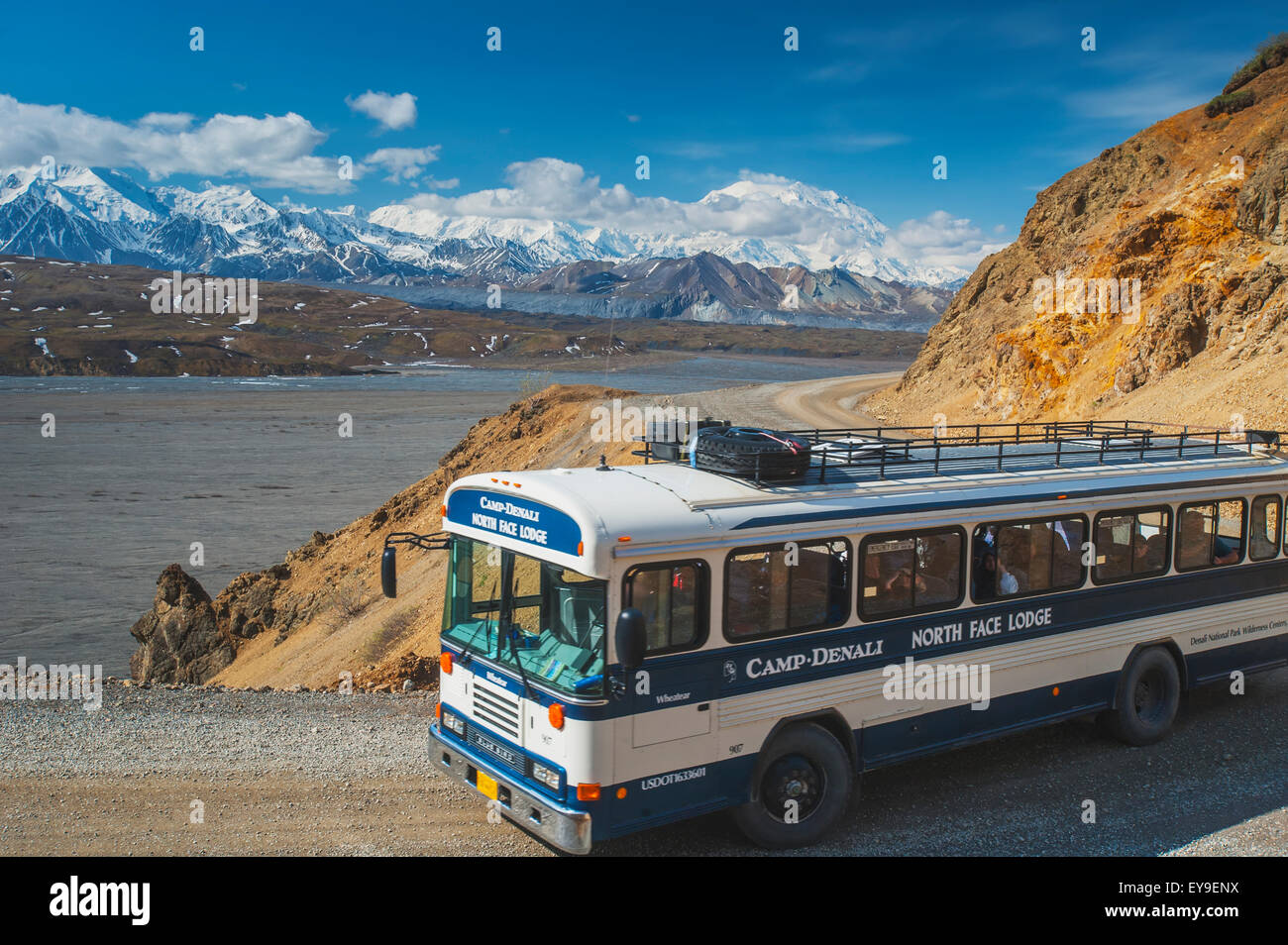Bus tourists four hi-res stock photography and images - Alamy