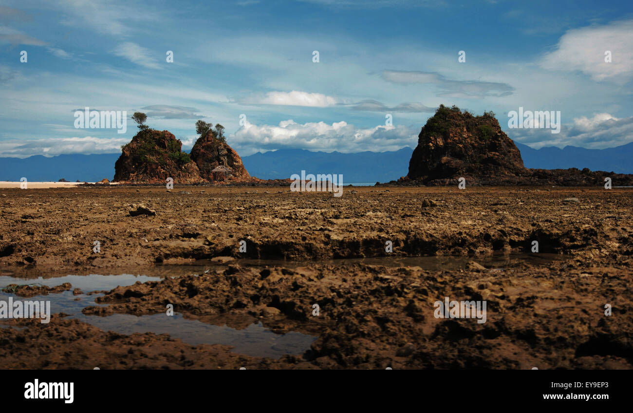 Lukso-Lukso Islets, Baler, Philippines Stock Photo - Alamy