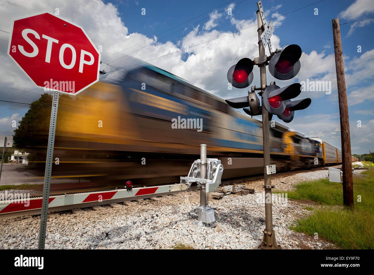 Speed,Train,USA,Stop Sign Stock Photo: 85646708 - Alamy