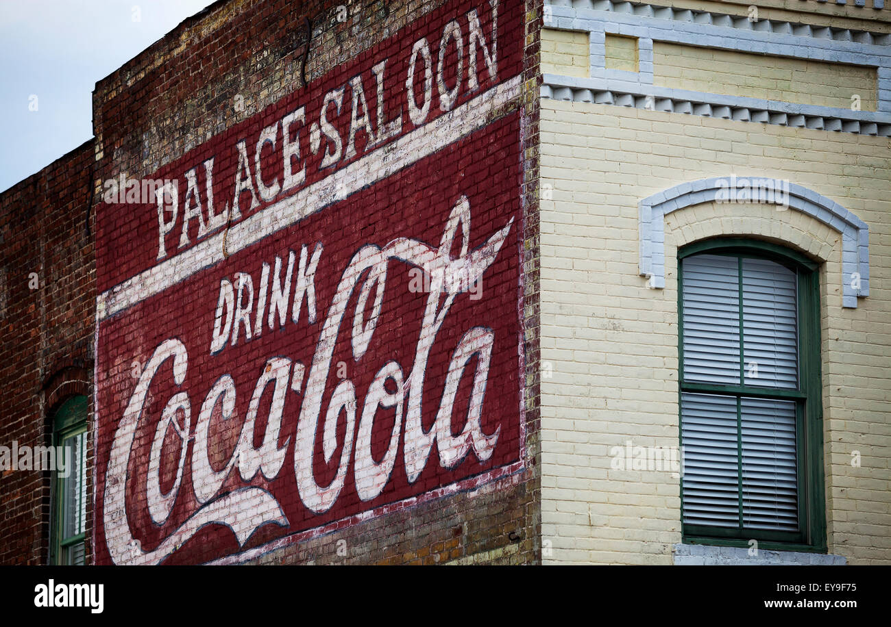 Old coca cola sign painted hi-res stock photography and images - Alamy