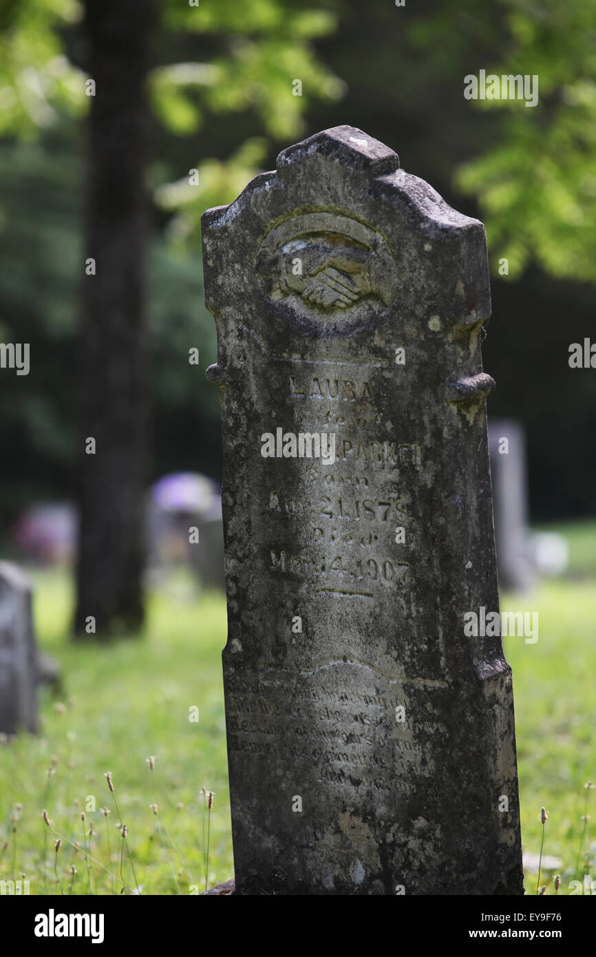 Old grave headstone stone cemetery hi-res stock photography and images ...