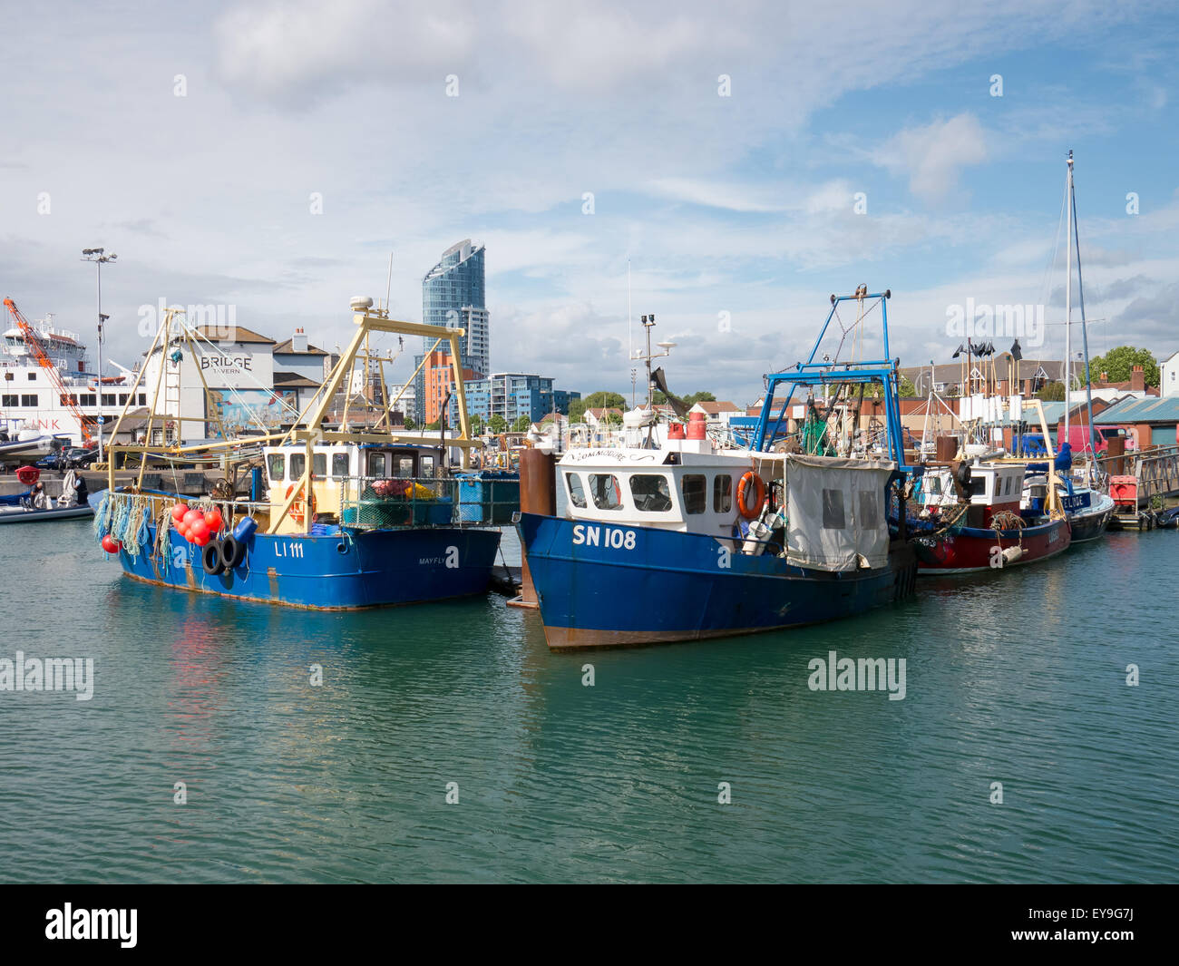 Fishing boats docked at Camber Quay in Old Portsmouth, England Stock ...