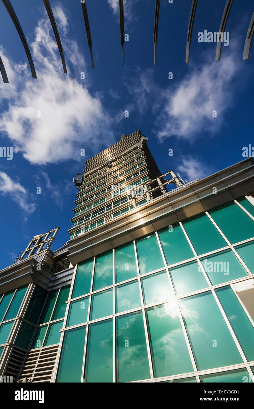 Taipei 101 observation deck hi-res stock photography and images - Alamy