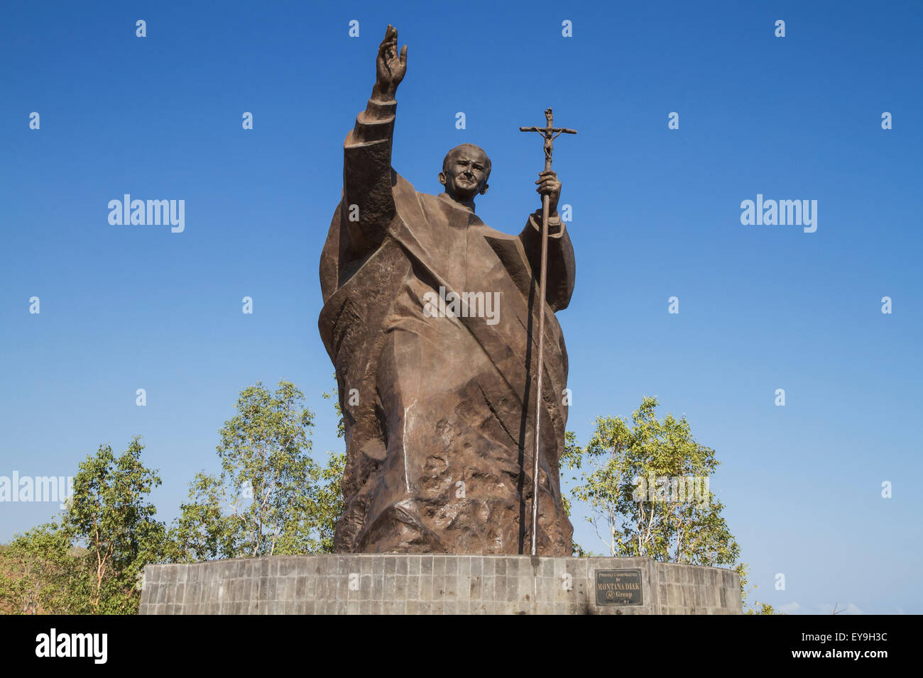 Statue of Pope John Paul II; Dili, East Timor Stock Photo - Alamy