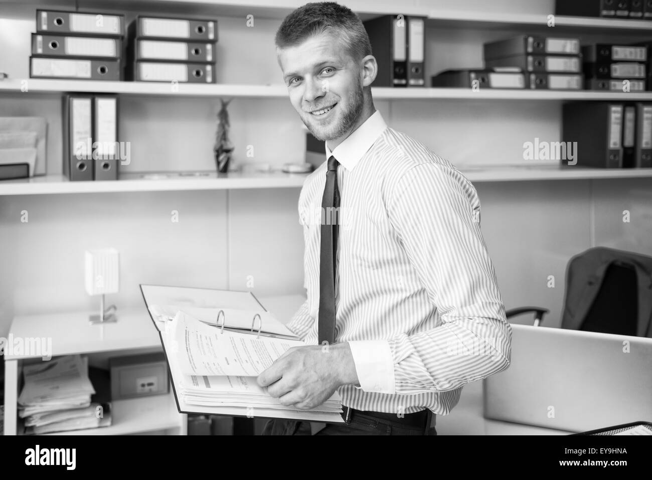 Business people in modern workplace Black and White Stock Photos ...