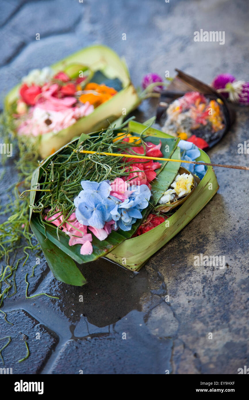 Offerings For Temple Stock Photo - Alamy