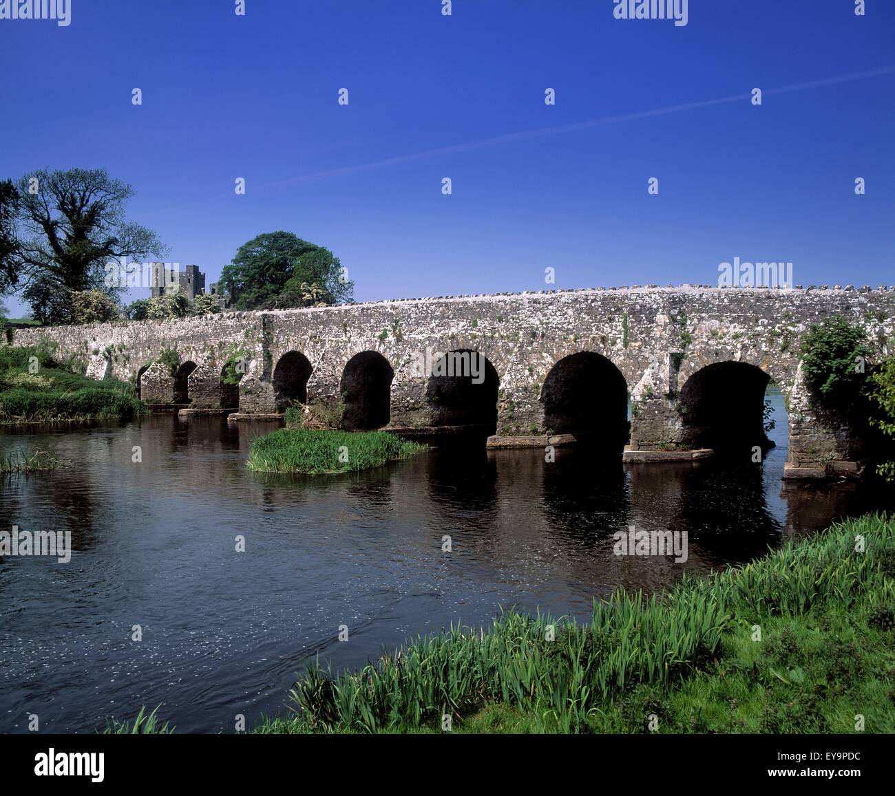 Bridge Across A River, River Boyne, County Meath, Republic Of Ireland ...
