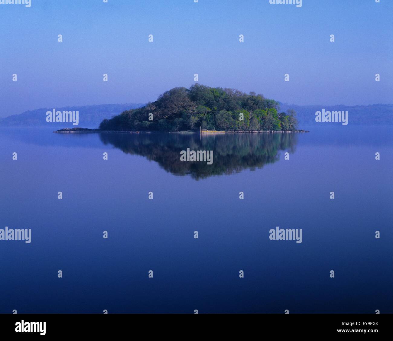 Sligo lakes hi-res stock photography and images - Alamy