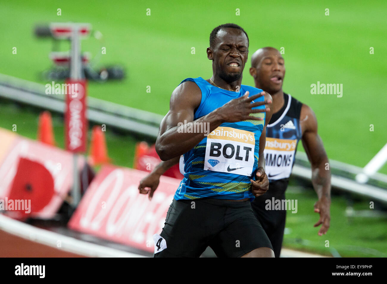 Usain bolt running 100 meter hi-res stock photography and images - Alamy