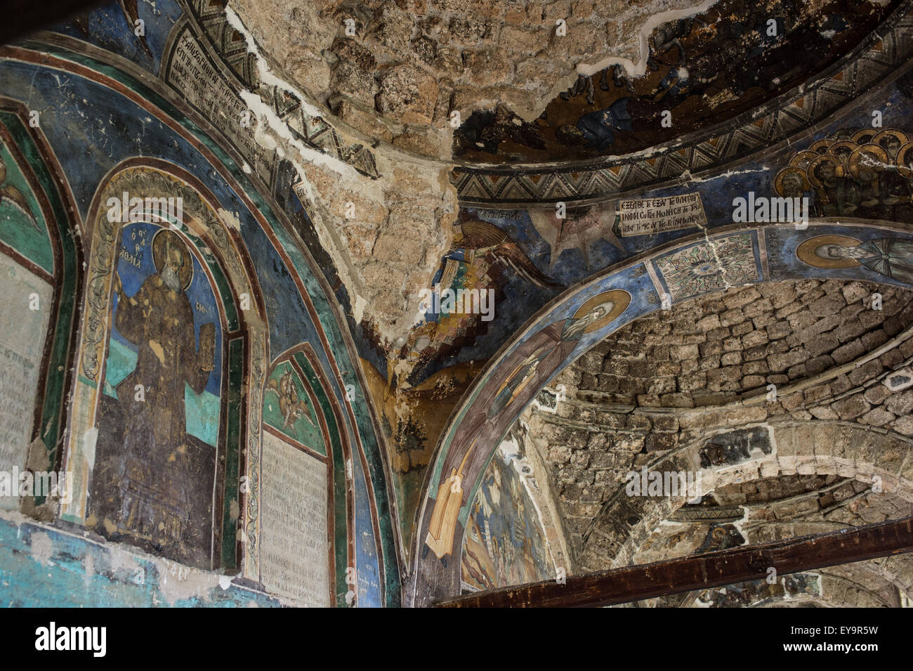 Decorated exonarthex of Saint Thanas (Athanasius) Church, Voscopoje ...