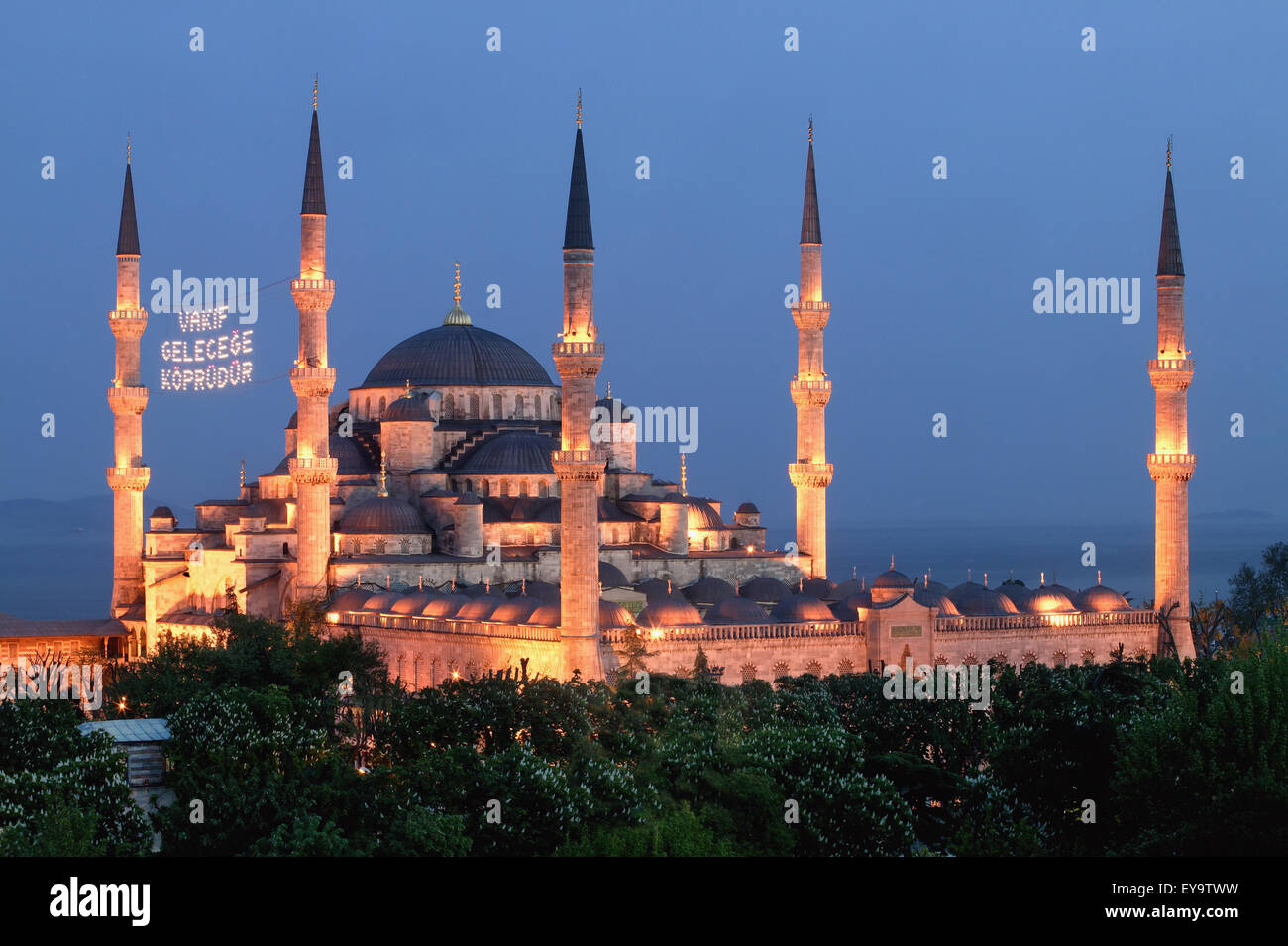 The Blue Mosque At Night Stock Photo - Alamy