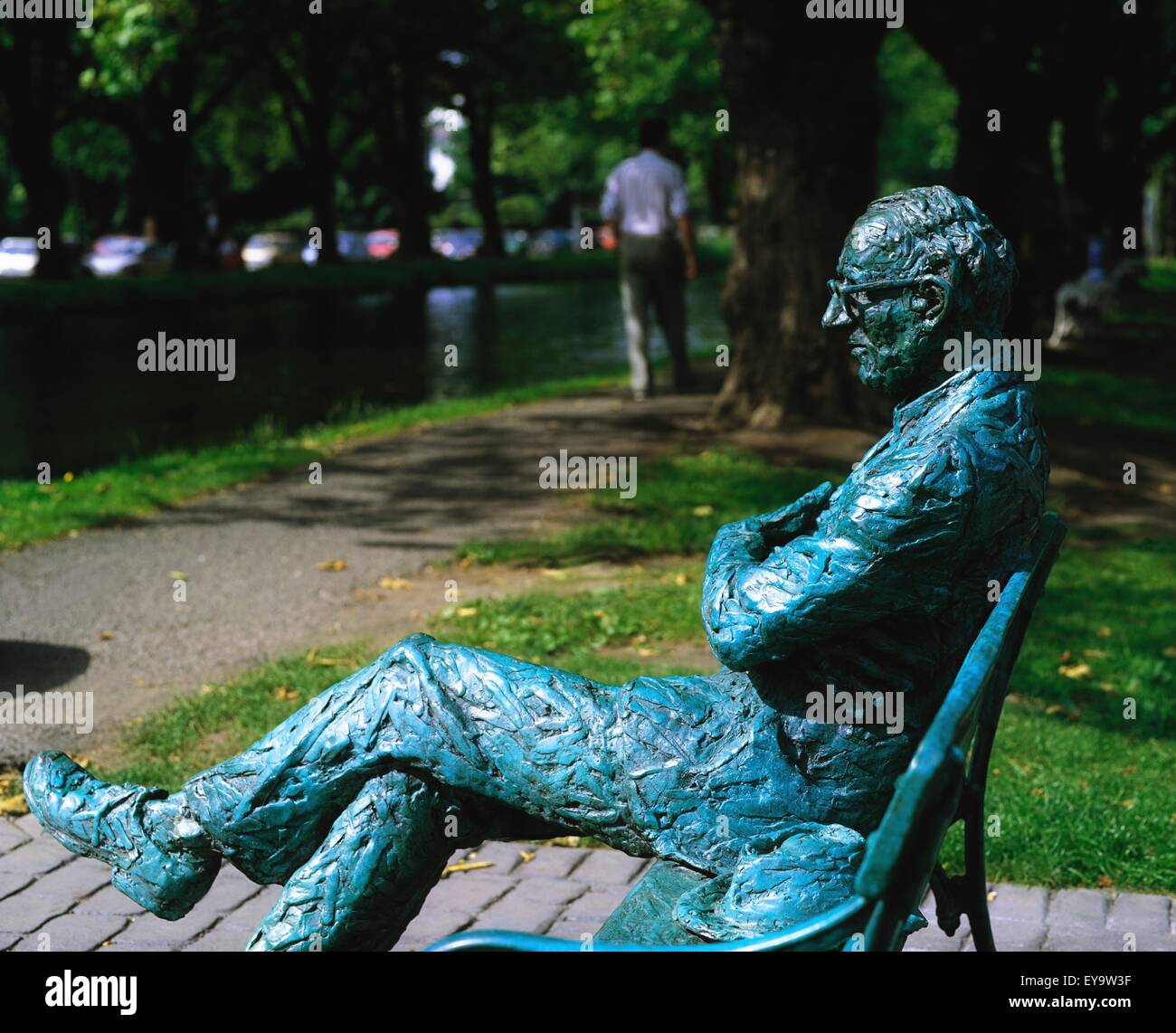 Baggot street bridge dublin hi-res stock photography and images - Alamy