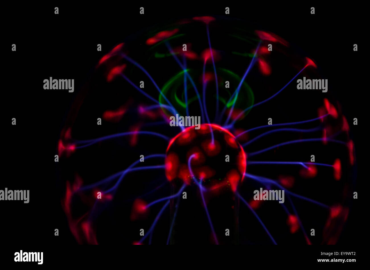 Tesla coil arc discharge hi-res stock photography and images - Alamy