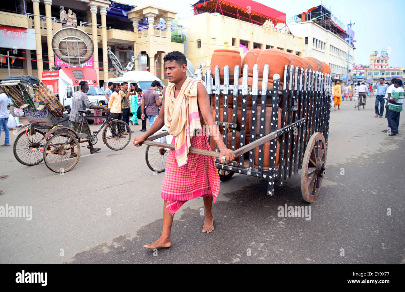 Jagannath puri cart festival hi-res stock photography and images - Alamy