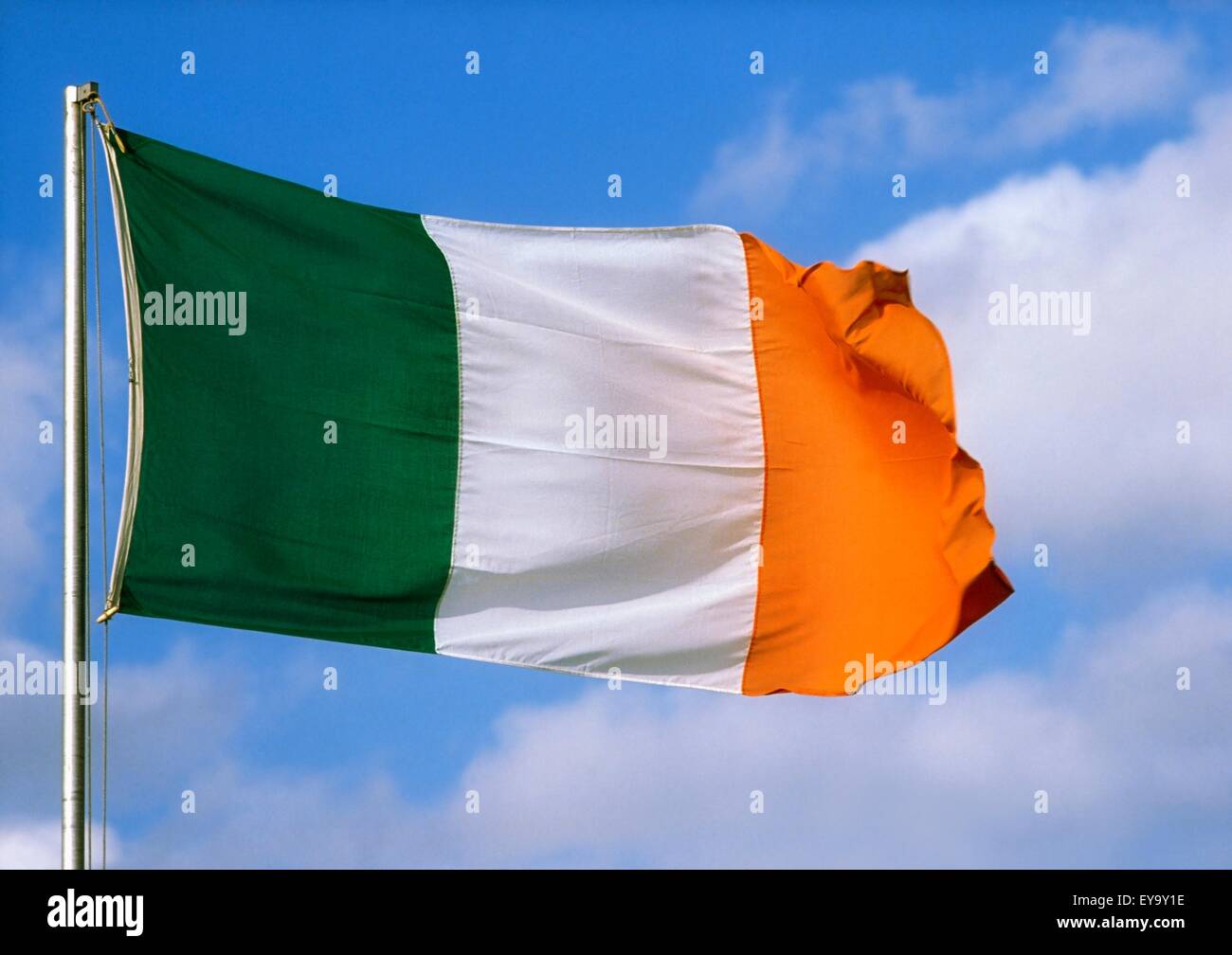 Fluttering irish flags hi-res stock photography and images - Alamy