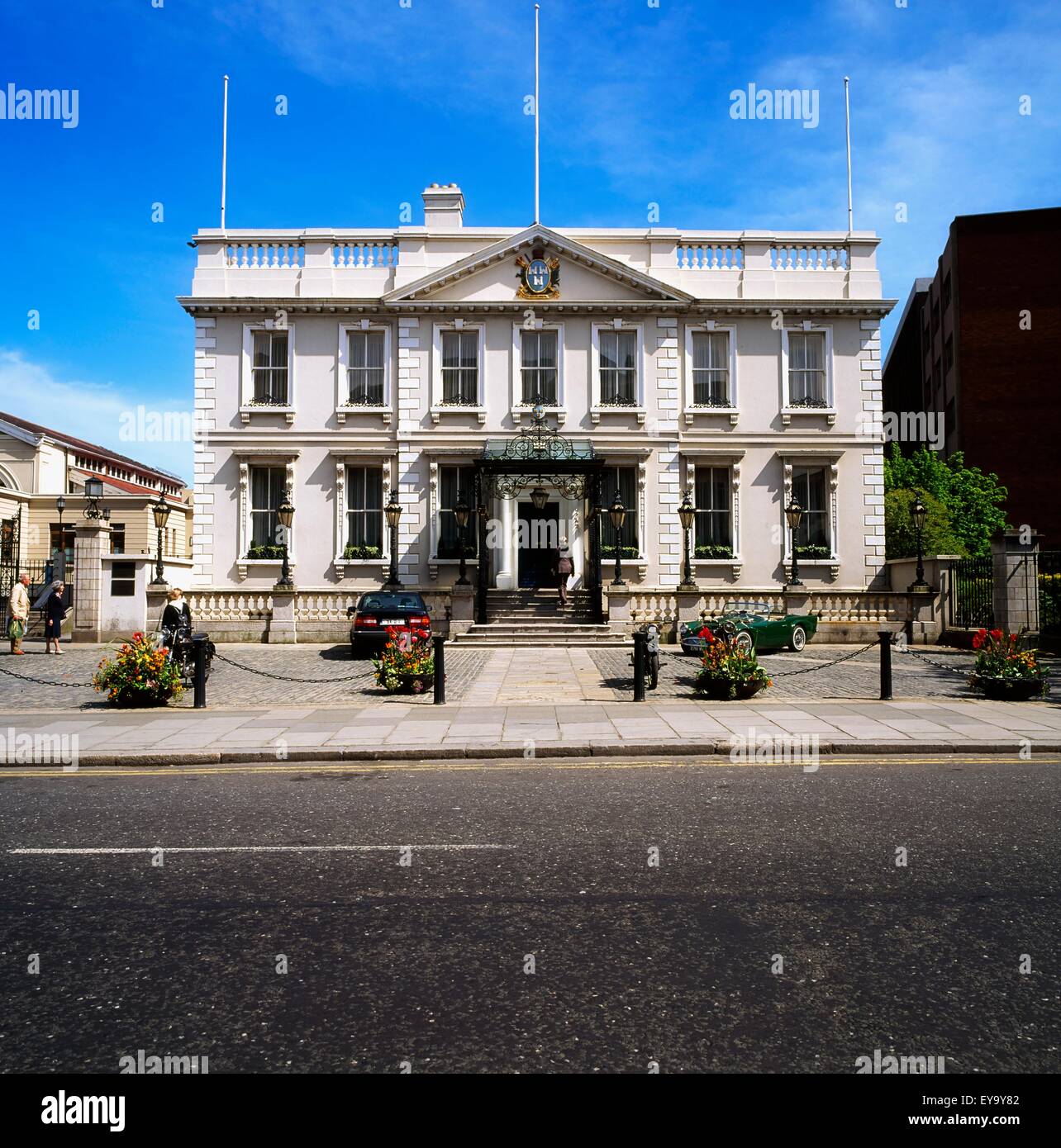Dublin co dublin ireland mansion hi-res stock photography and images ...
