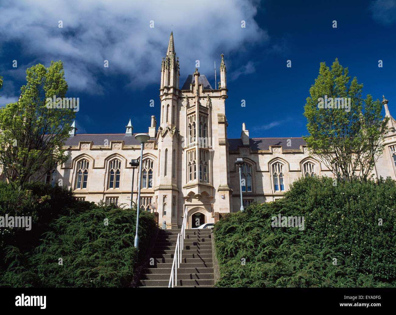 Londonderry derry campus magee college hi-res stock photography and ...