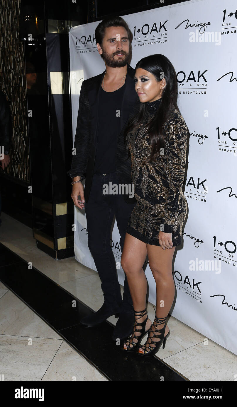 Scott Disick celebrates his Birthday at 1 OAK Nightclub inside the ...