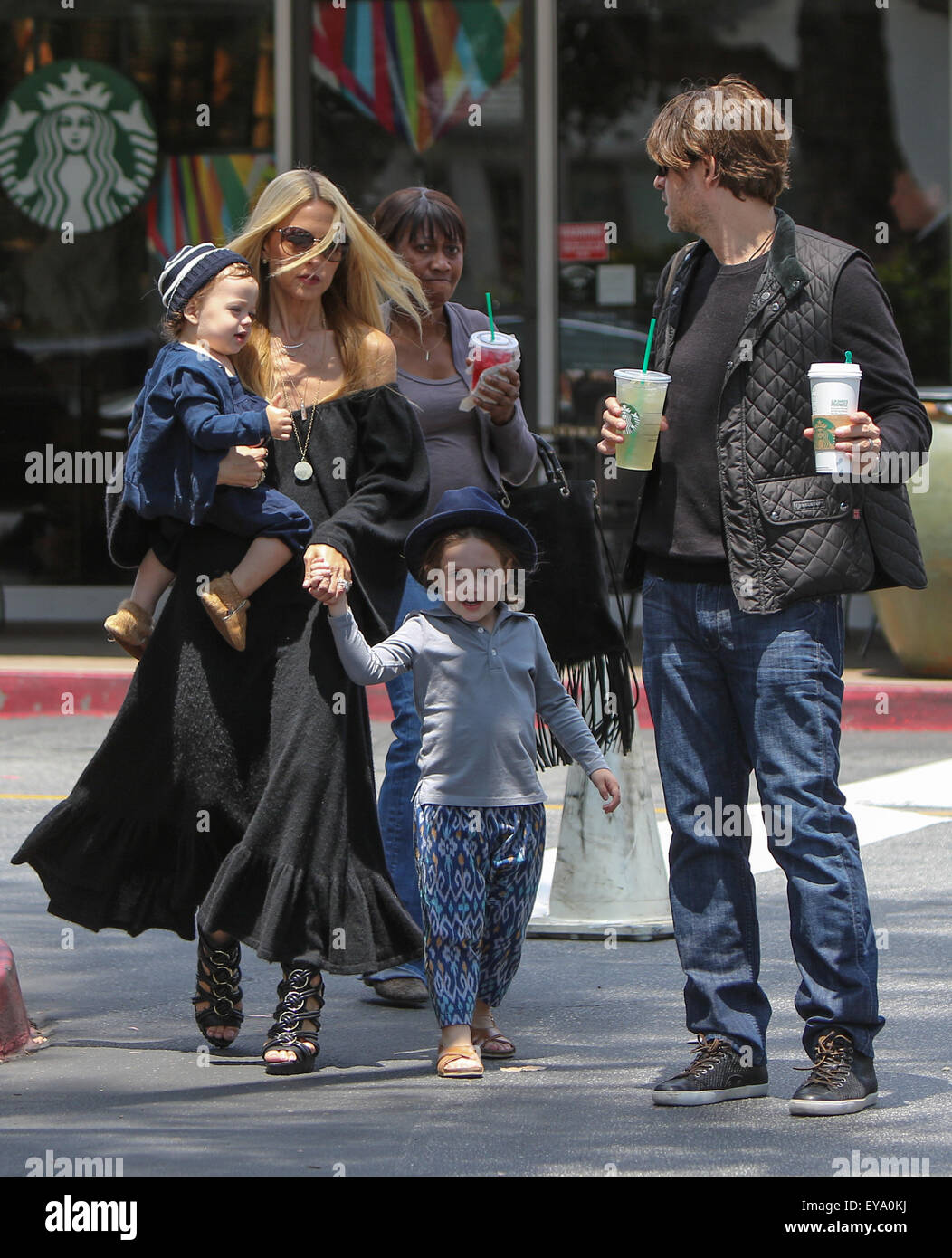 Rachel Zoe visits a Starbucks with her husband Rodger Berman and their ...