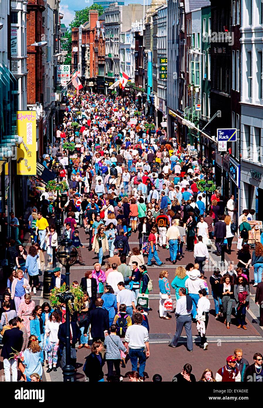 Crowds, Grafton Street, Dublin, Ireland Stock Photo - Alamy
