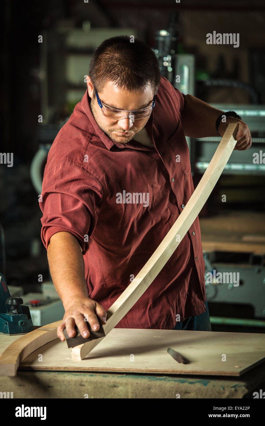 Carpenter making cabinet hi-res stock photography and images - Alamy