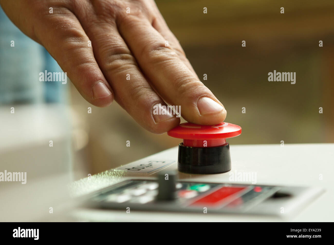 Hit the button hi-res stock photography and images - Alamy