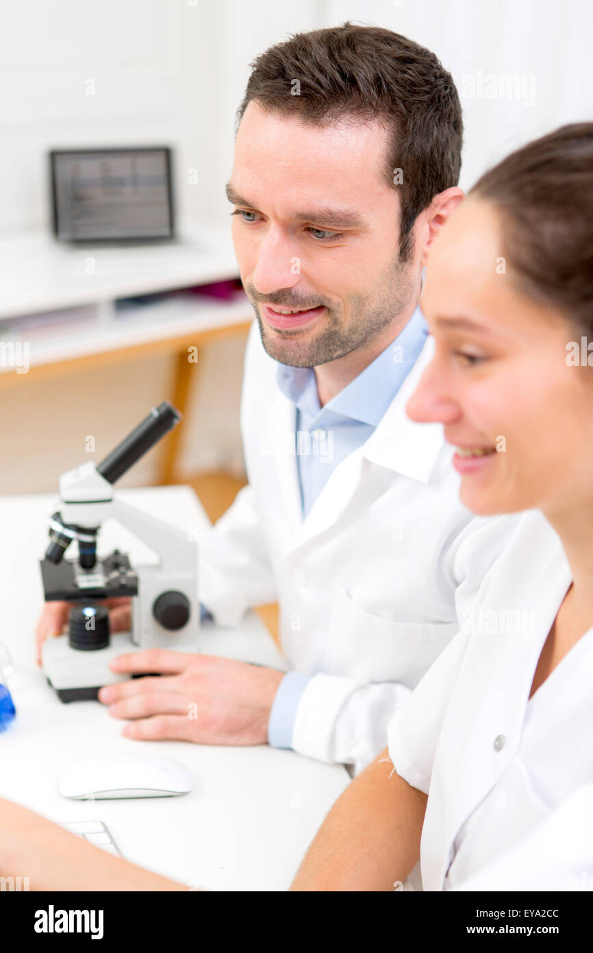 Lab scientists seek hi-res stock photography and images - Alamy