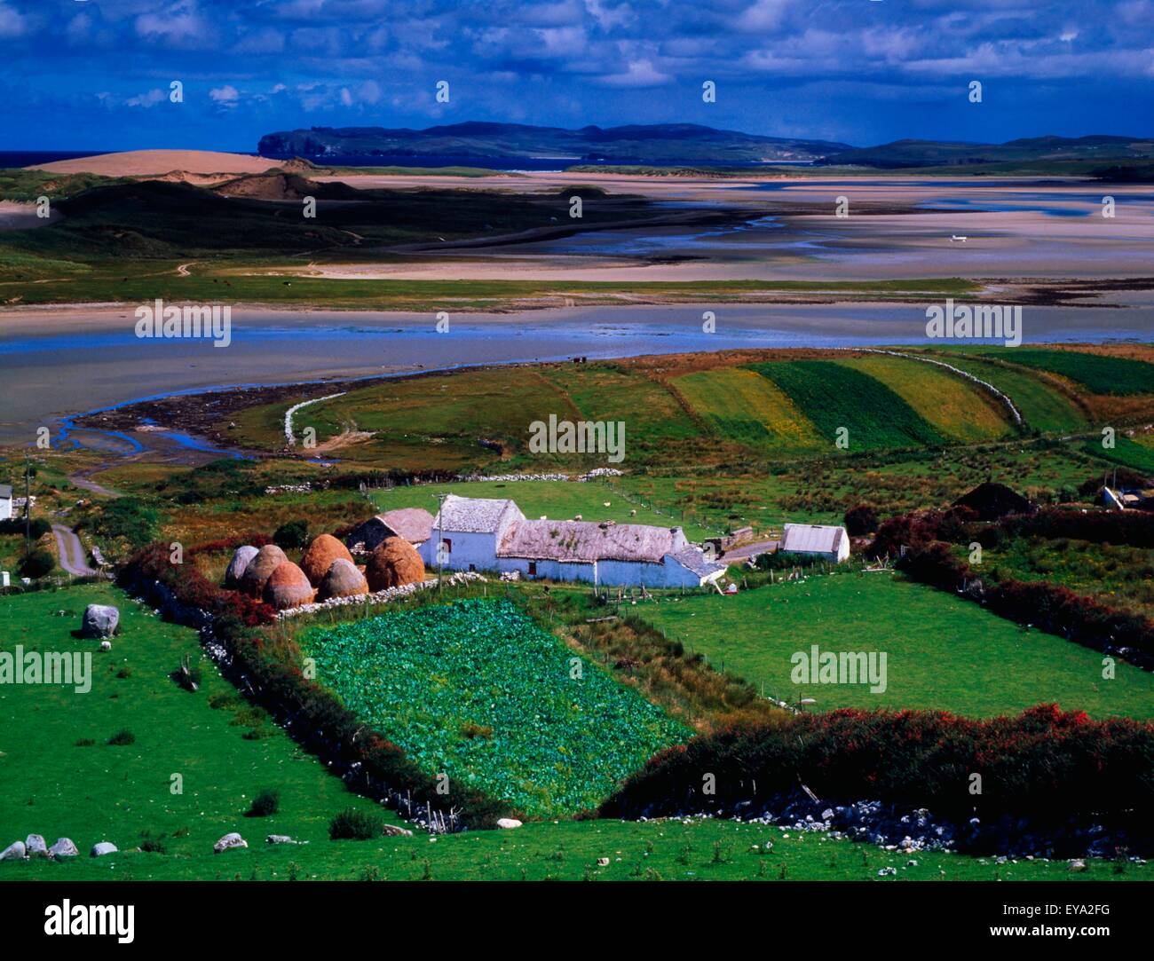 Cottages At Gortahork, Co Donegal, Ireland Stock Photo - Alamy