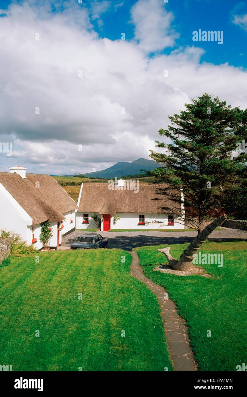 Tully Cross High Resolution Stock Photography and Images - Alamy