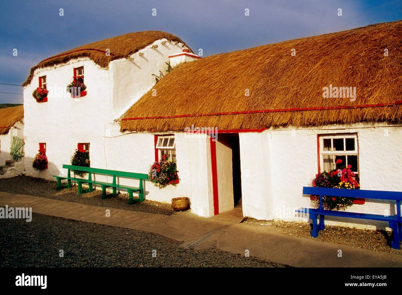 Streets of donegal hi-res stock photography and images - Alamy