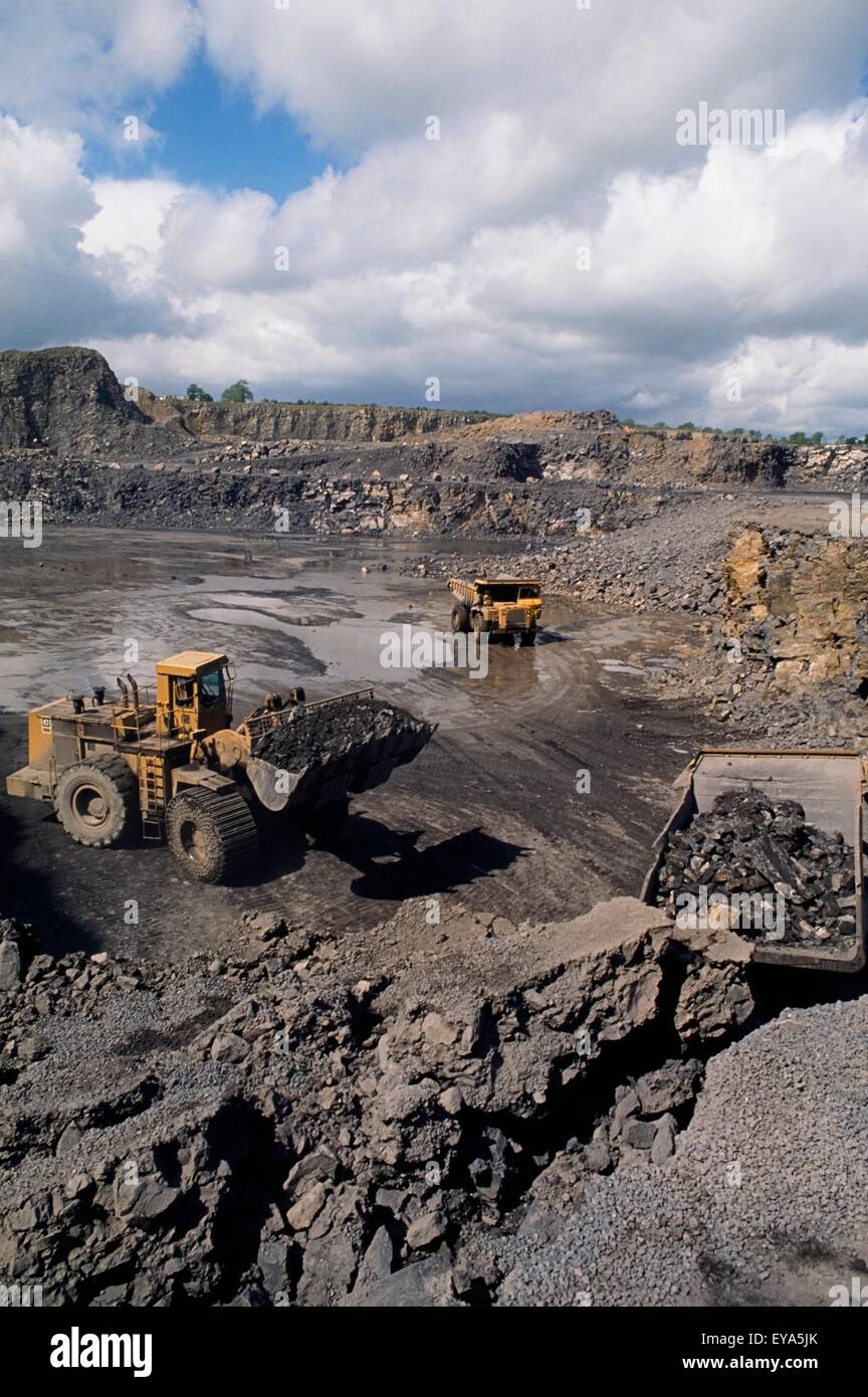 Clay extracted quarry hi-res stock photography and images - Alamy